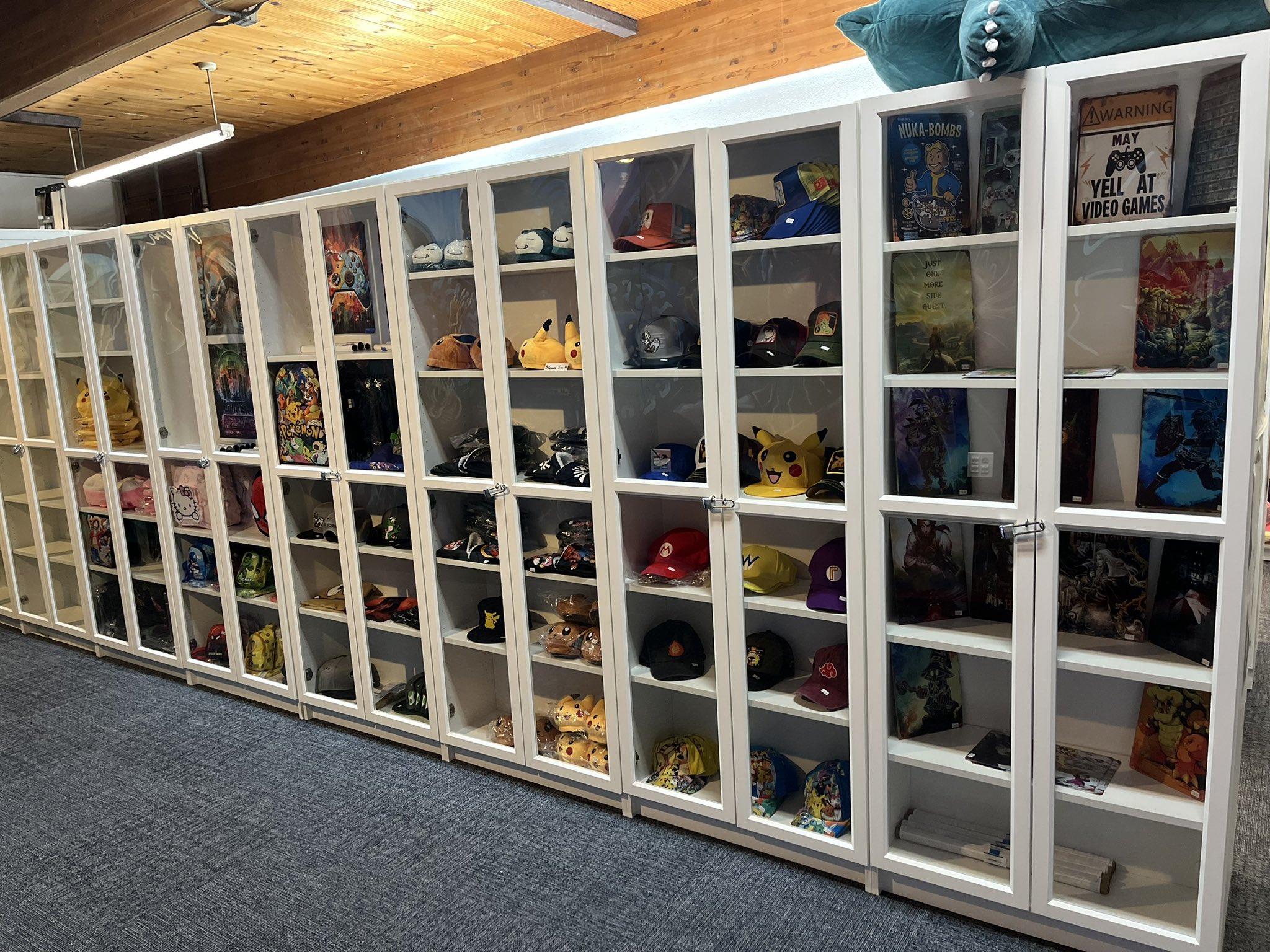 RETRO GAME TRADER – Oregon's Largest Retro Game Store